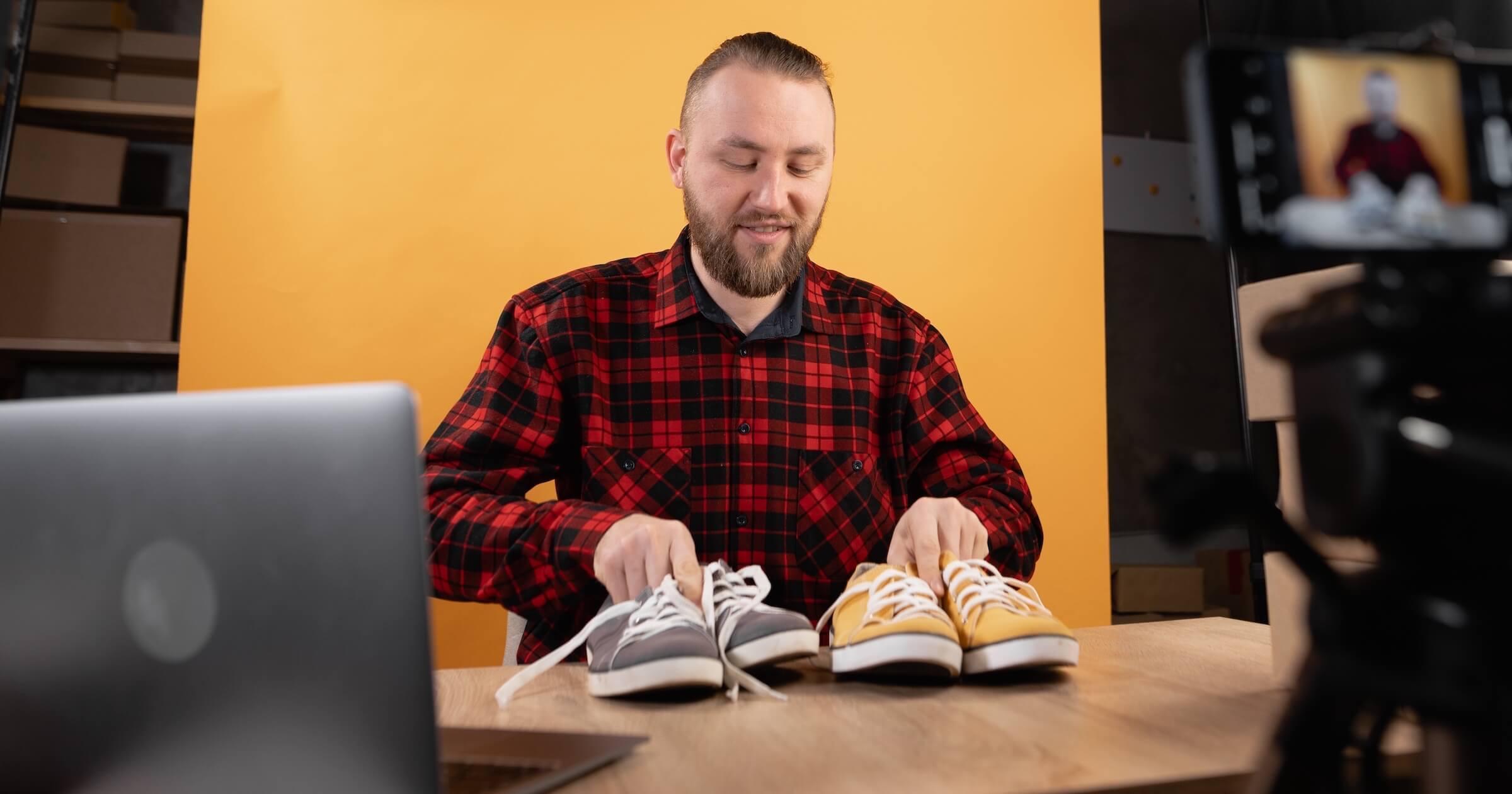 5 eCommerce Video Ad Examples (+ How to Make Your Own)